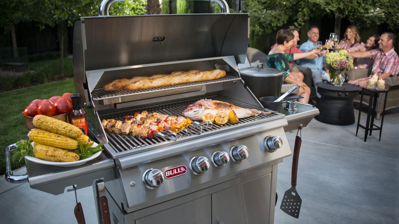 How to Choose the Ideal Barbecue Grill for Your Porch? | lifestylemanor