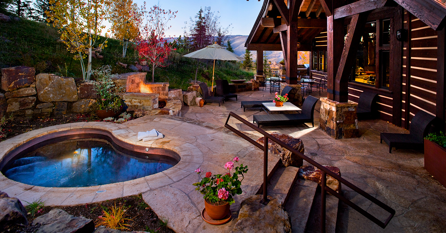 Outdoor Spa: Luxurious Addition to Your Backyard